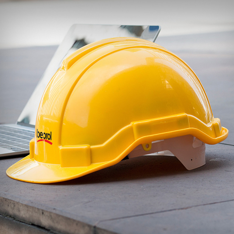 Safety helmet, yellow colour | Beorol